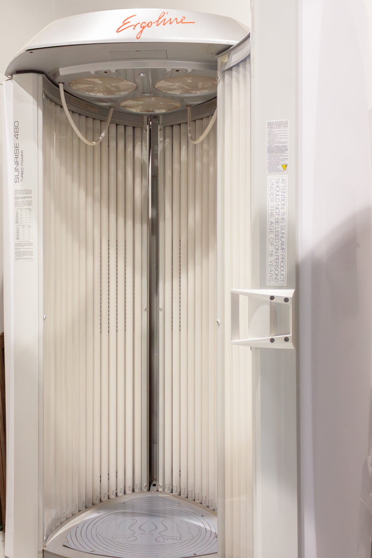 Indoor Tanning – Sun Kissed Tanning & Boutique